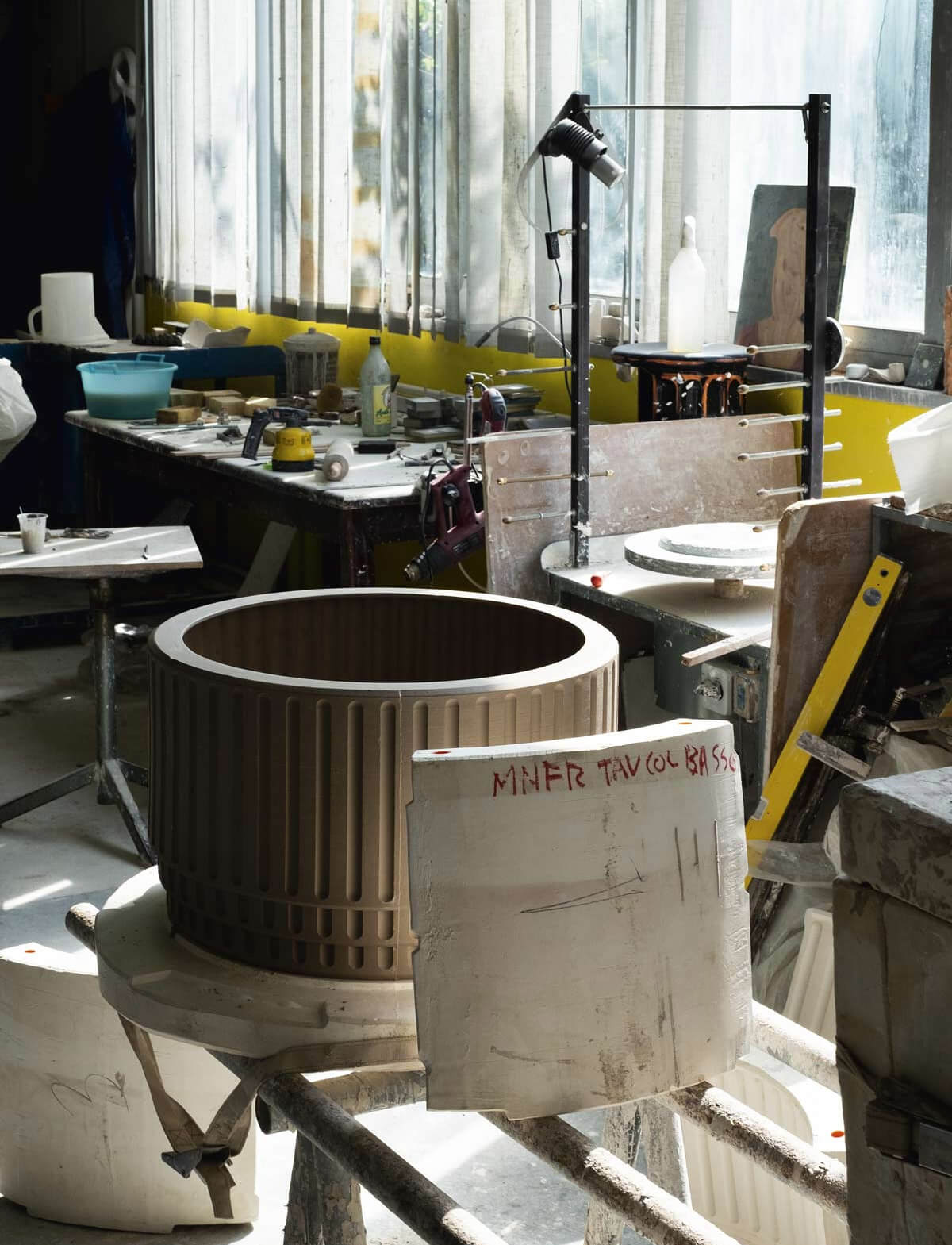 miniforms . italian manufacturer of tables, chairs, sideboards and ...